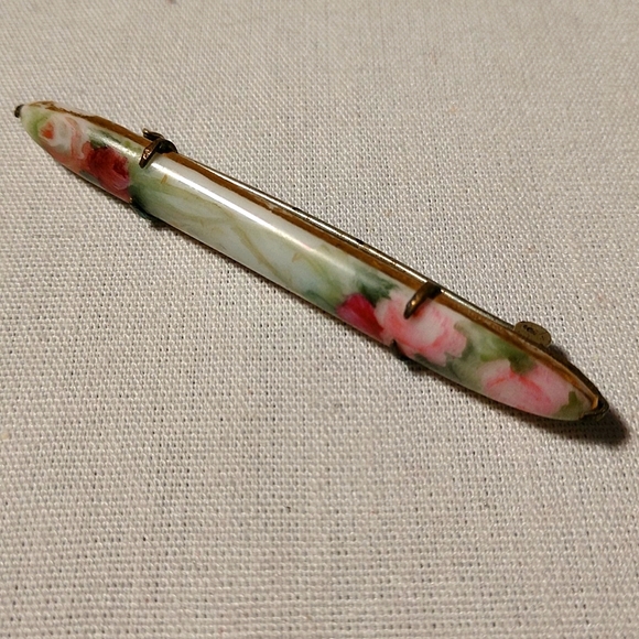 Vintage Enamel Painted Pin | Jewelry | Vintage Enamel Painted Roses Bar ...